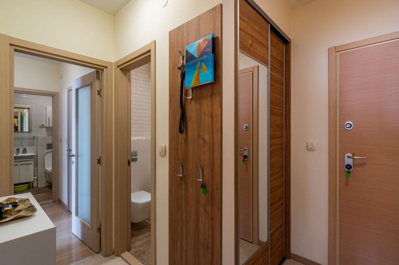 Furnished Two-Bedroom Apartment 72 m² – City Kvart (Zetagradnja ...