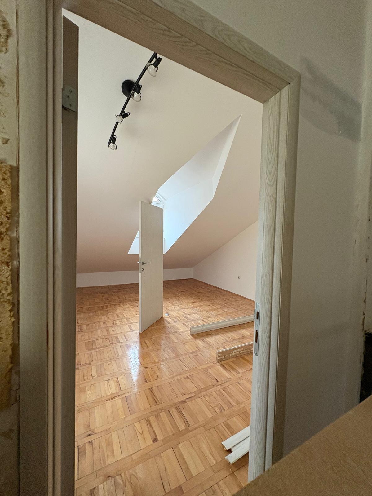 Office Space For Rent,150m2,Centar(Hercegovačka),Podgorica - Violet ...